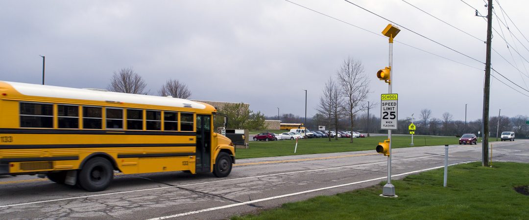 Solar School Zone Flashing Beacons & Warning Signs | Carmanah