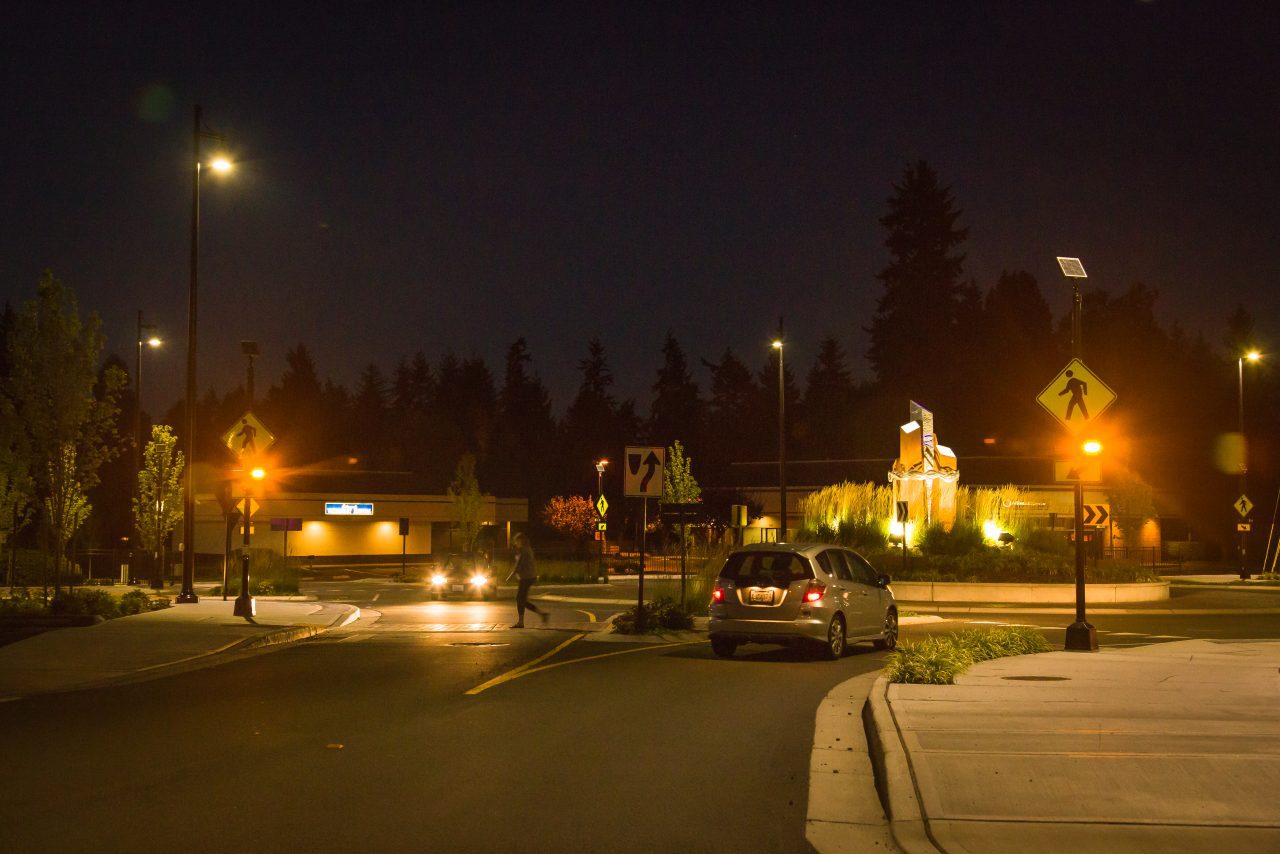 How RRFBs can add safety for pedestrians at roundabouts and circular ...