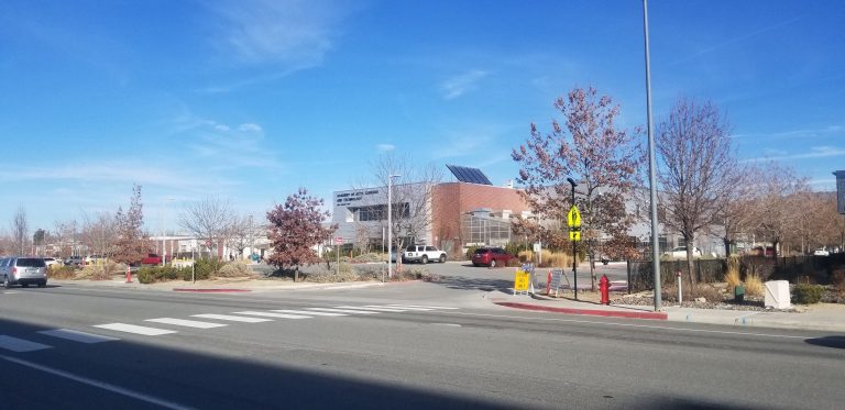 Systems for Traffic Beacons and Signs | Solar LED Beacons | Carmanah
