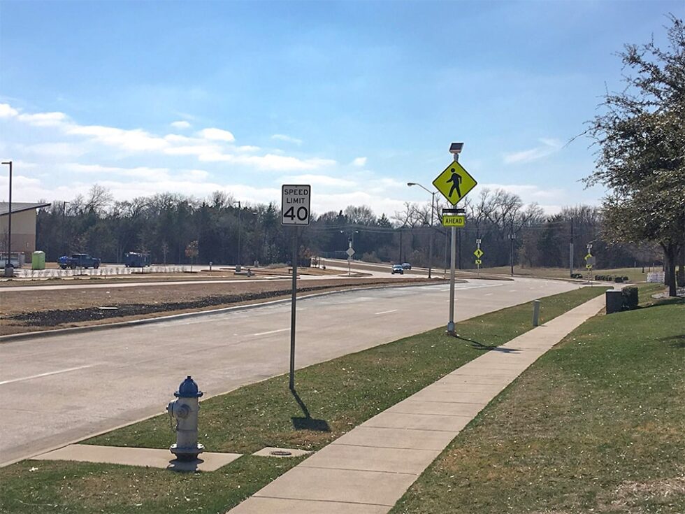 Systems for Traffic Beacons and Signs | Solar LED Beacons | Carmanah
