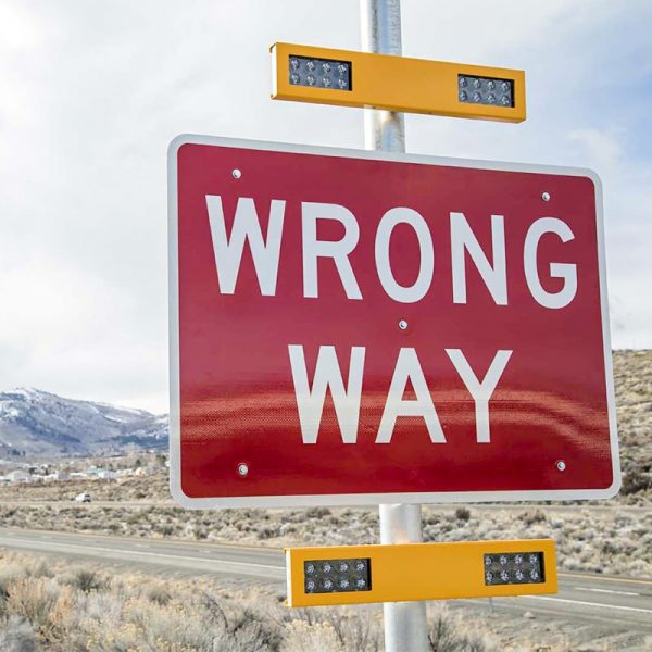 Vehicle Detection Systems | Radar-Triggered Beacons & Signs | Carmanah
