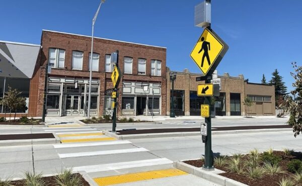 RRFB Effectiveness and Best Practices - Carmanah Technologies