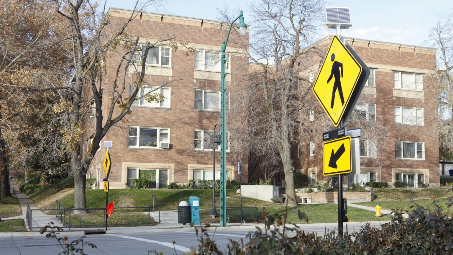 About Carmanah Technologies | Traffic Beacon and Sign Solutions