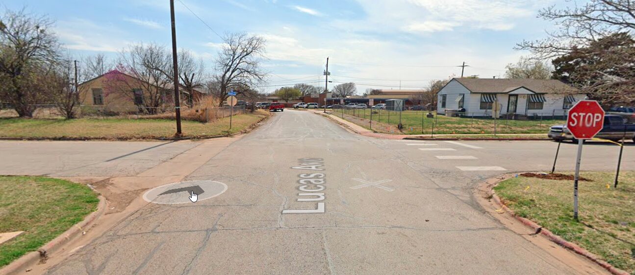 RRFB crosswalk helps students in Wichita Falls, TX get to school safely